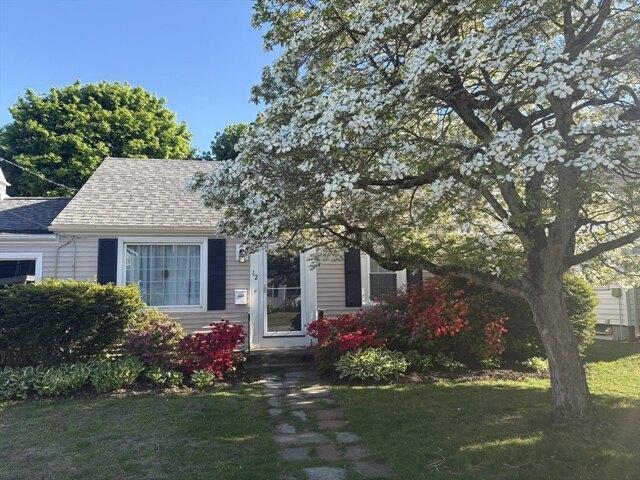 3 bedroom, Warwick RI 02888 104044251