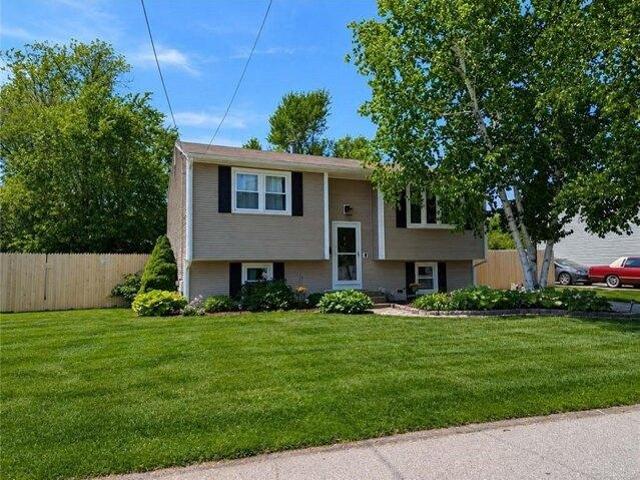 3 bedroom, Warwick RI 02888 LS102593793