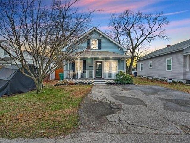 3 bedroom, Warwick RI 02889 101896589