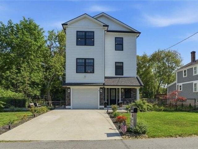 3 bedroom, Warwick RI 02889 103498058
