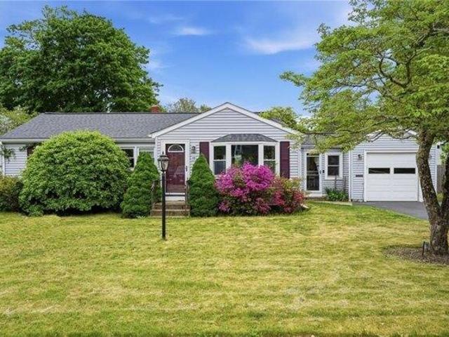 3 bedroom, Warwick RI 02889 103018023