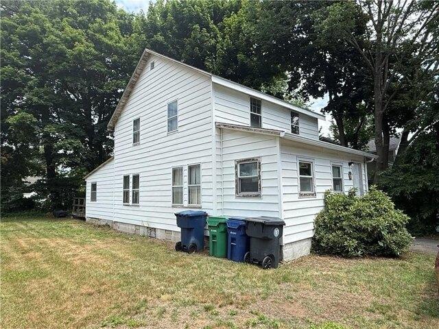 3 bedroom, Warwick RI 02889 104609320