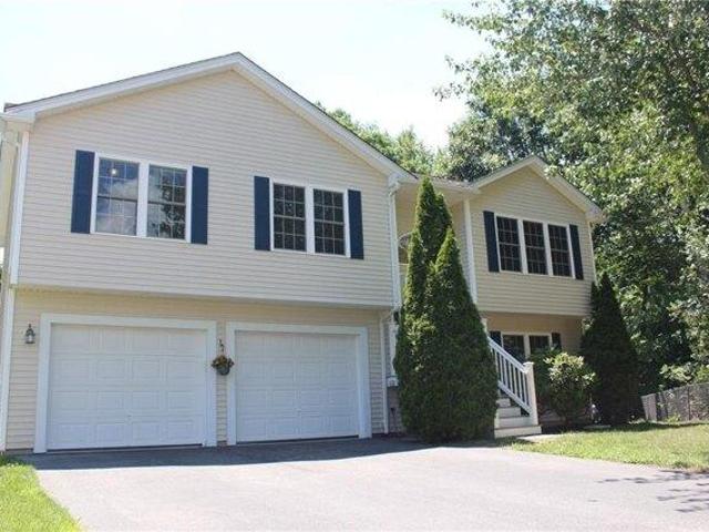 3 bedroom, Warwick RI 02889 105156260