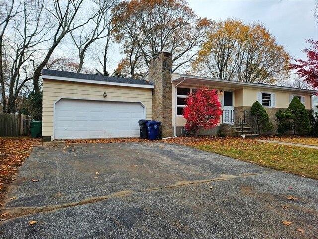 3 bedroom, Warwick RI 02889 LS102446774