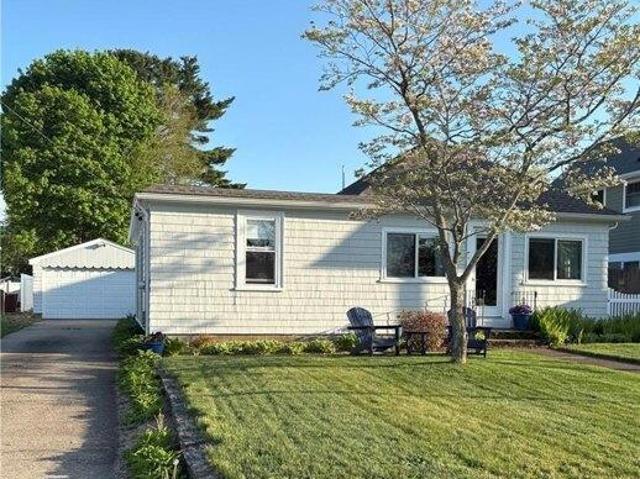 3 bedroom, Warwick RI 02818 103162744