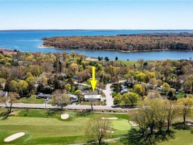 3 bedroom, Warwick RI 02818 104762216