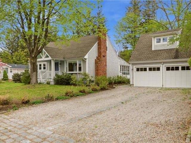 3 bedroom, Warwick RI 02818 LS102633288