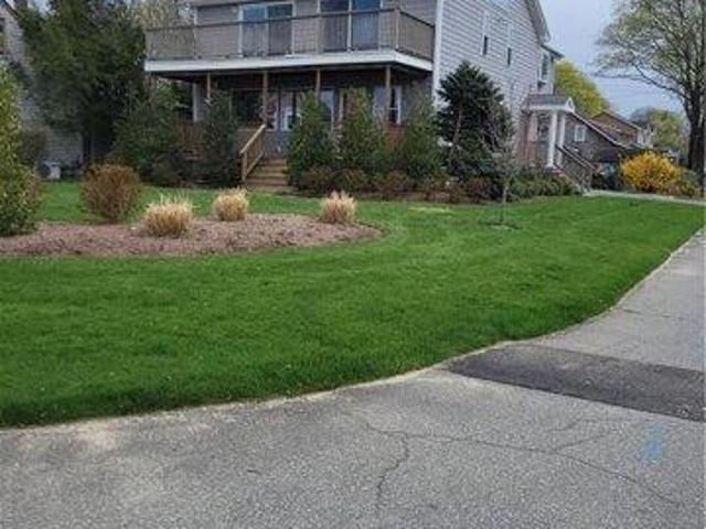 3 bedroom, Warwick RI 02818 LS103074968