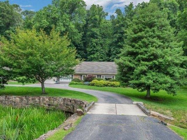 3 bedroom, Washington Township NJ 07853 104848573
