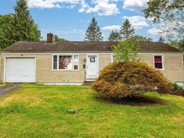 3 bedroom, Wethersfield CT 06109 LS102475188