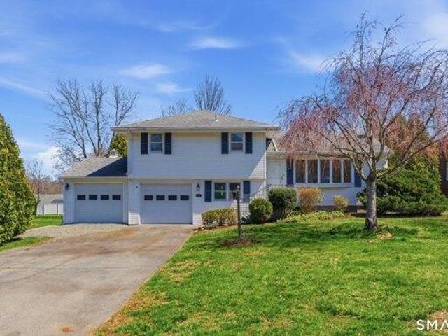 3 bedroom, Wethersfield CT 06109 102446510