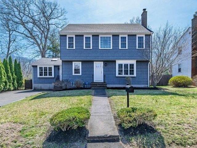 3 bedroom, Weymouth MA 02188 LS102531192