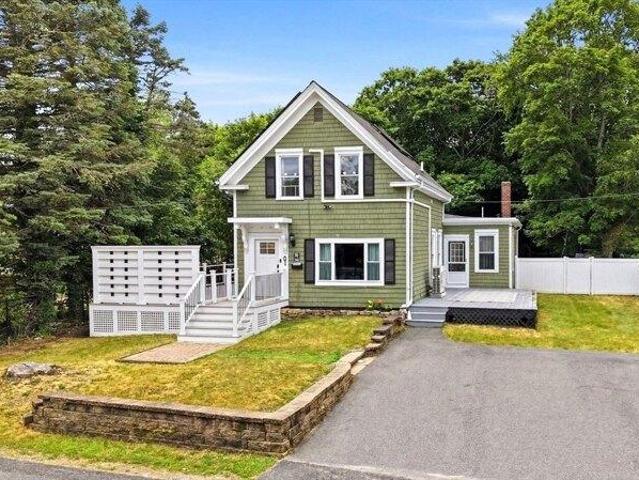 3 bedroom, Weymouth MA 02189 104477385