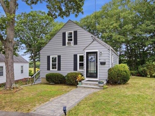3 bedroom, Weymouth MA 02189 105107707