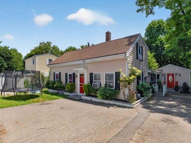 3 bedroom, Weymouth MA 02189 103498604