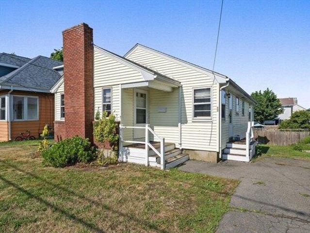 3 bedroom, Weymouth MA 02191 104833378