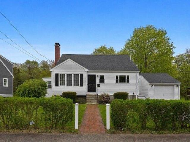 3 bedroom, Weymouth MA 02191 102090251