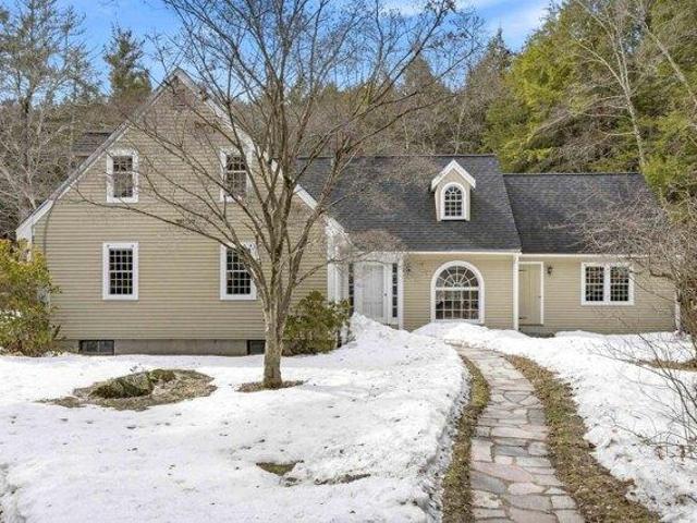 3 bedroom, Weare NH 03281 LS101573581