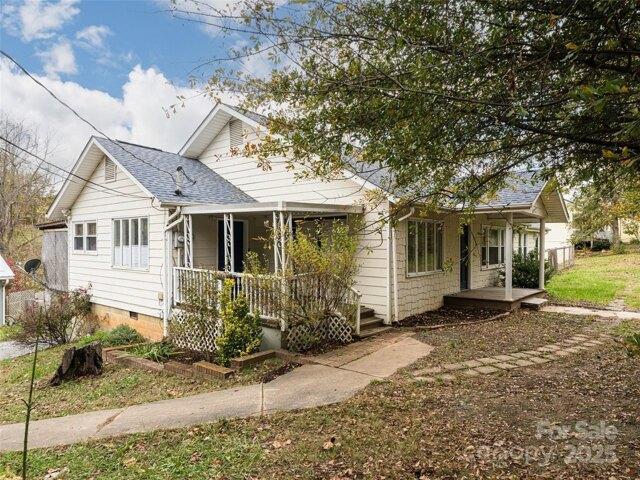 3 bedroom, Weaverville NC 28787 96102201