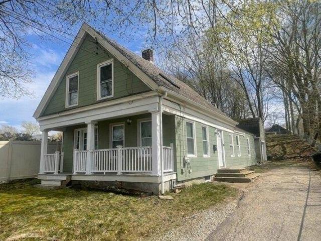 3 bedroom, Webster MA 01570 LS102215332