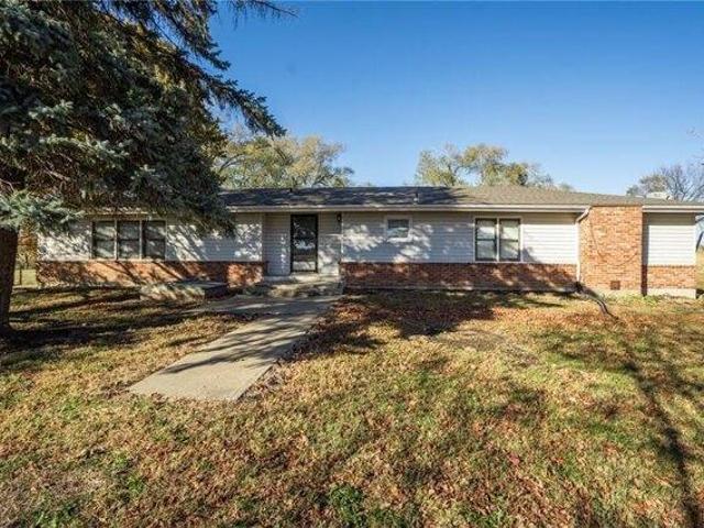 3 bedroom, Wellsville KS 66092 89656359