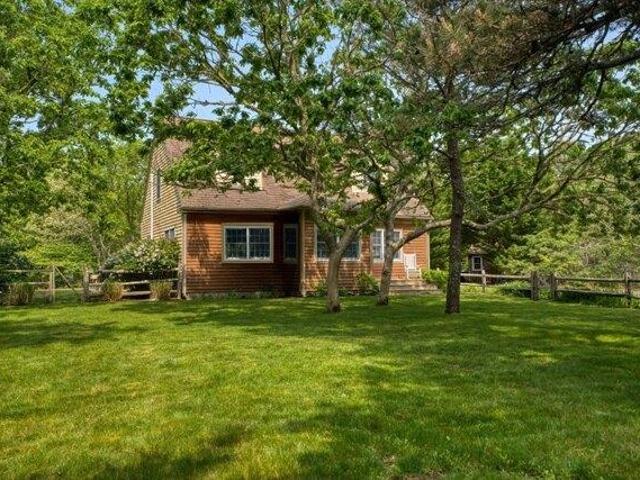 3 bedroom, West Tisbury MA 02575 LS103017103