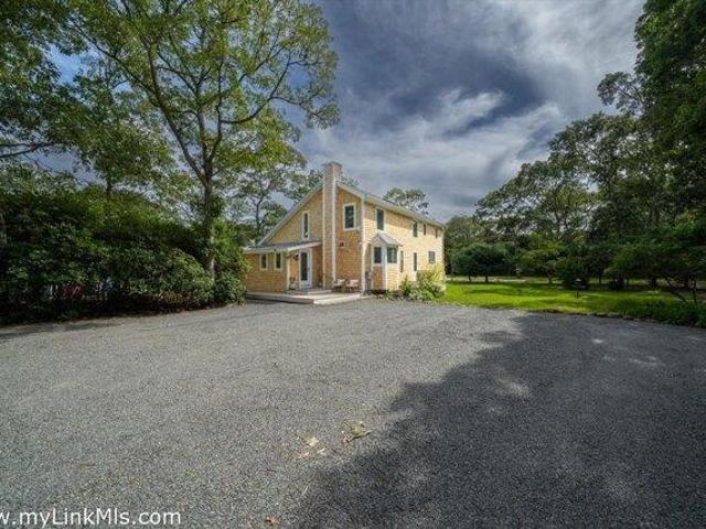 3 bedroom, West Tisbury MA 02575 103444567