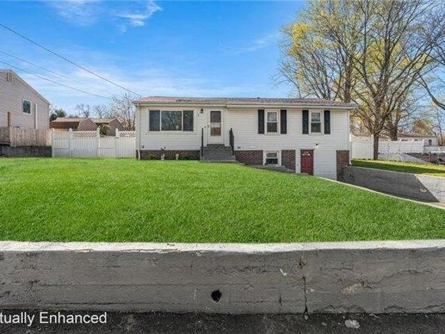 3 bedroom, West Warwick RI 02893 LS103019041
