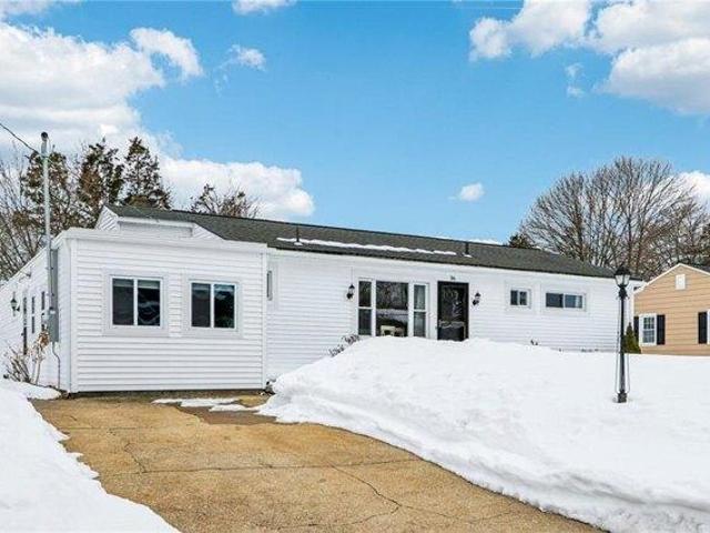 3 bedroom, West Warwick RI 02893 102061029