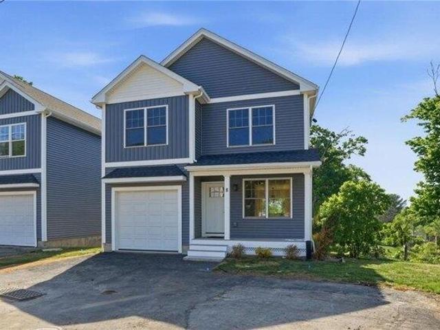 3 bedroom, West Warwick RI 02893 104542187