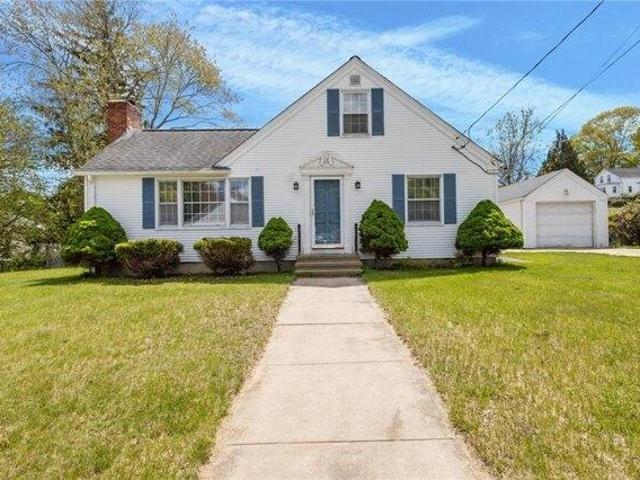 3 bedroom, West Warwick RI 02893 104539667