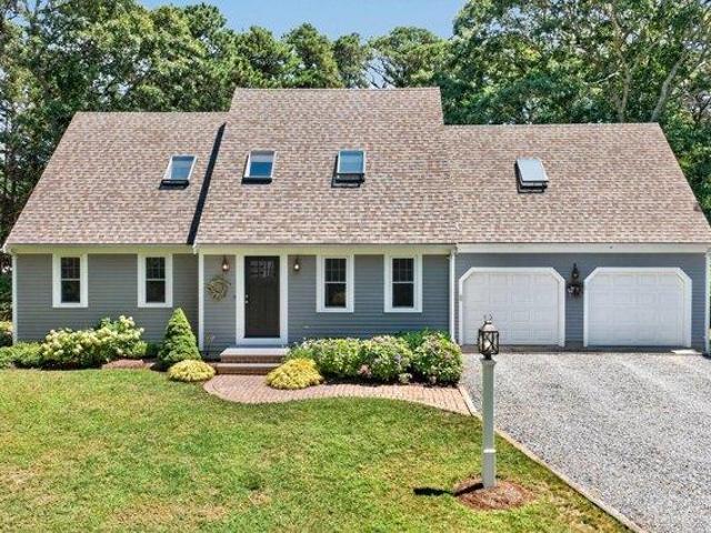 3 bedroom, West Barnstable MA 02668 105106785