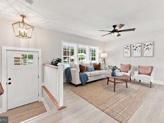3 bedroom, West Berlin NJ 08091 104920985