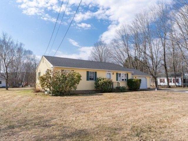 3 bedroom, West Brookfield MA 01585 102372562