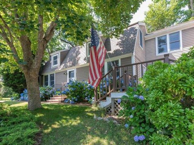 3 bedroom, West Falmouth MA 02540 104690068