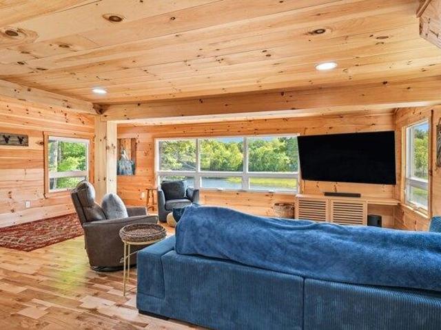 3 bedroom, West Gardiner ME 04345 102253991