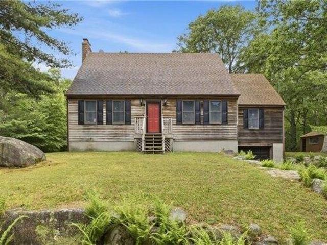 3 bedroom, West Greenwich RI 02817 104540312