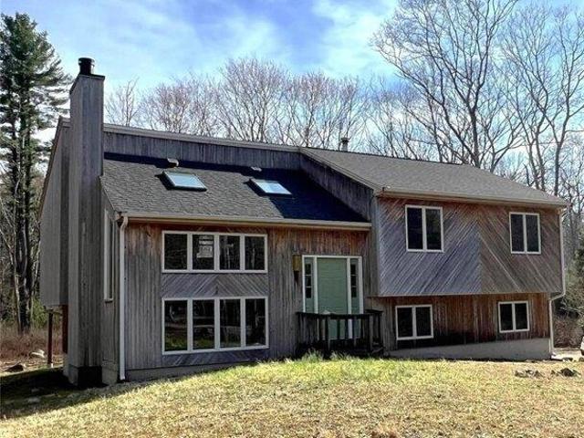 3 bedroom, West Greenwich RI 02817 LS101799321