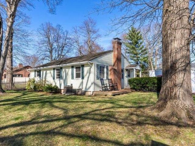 3 bedroom, West Hartford CT 06110 89852279