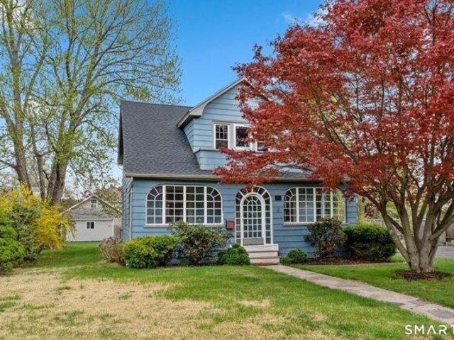 3 bedroom, West Hartford CT 06110 102345480