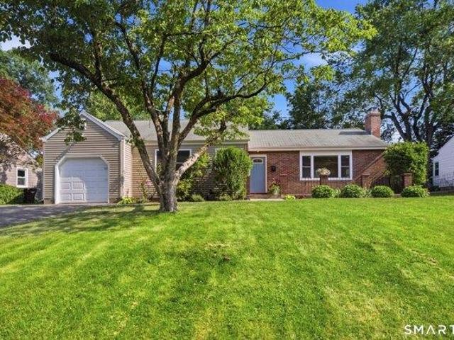 3 bedroom, West Hartford CT 06117 103931376