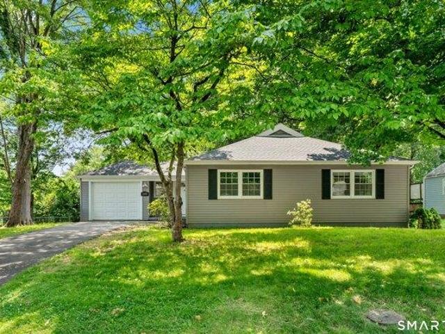 3 bedroom, West Hartford CT 06117 103967677