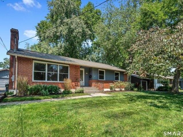 3 bedroom, West Hartford CT 06117 105159883