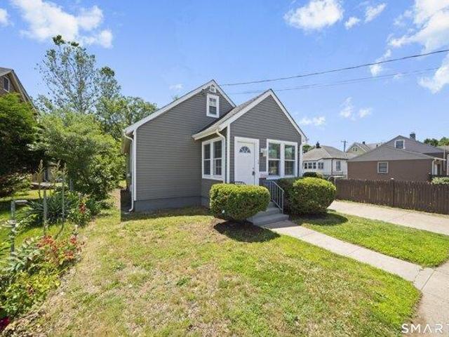 3 bedroom, West Haven CT 06516 104331422