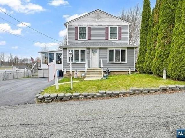 3 bedroom, West Milford NJ 07421 104540758