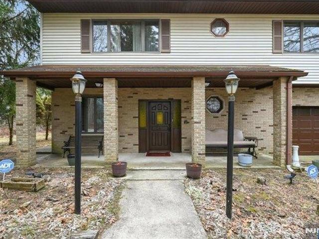 3 bedroom, West Milford NJ 07421 89783653