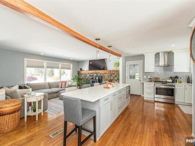 3 bedroom, West Milford NJ 07438 102763174