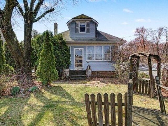 3 bedroom, West Milford NJ 07480 103666500