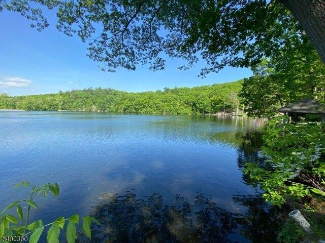 3 bedroom, West Milford NJ 07480 104482142