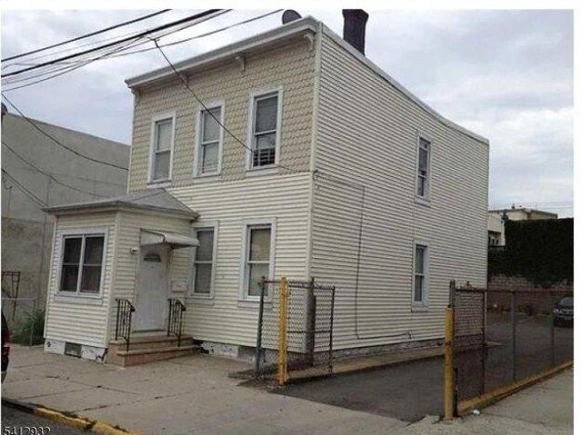 3 bedroom, West New York NJ 07093 102478151